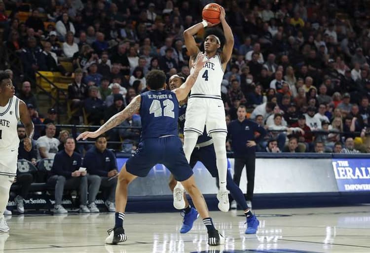 Utah State de Ian Martínez finaliza la temporada regular en el primer ...