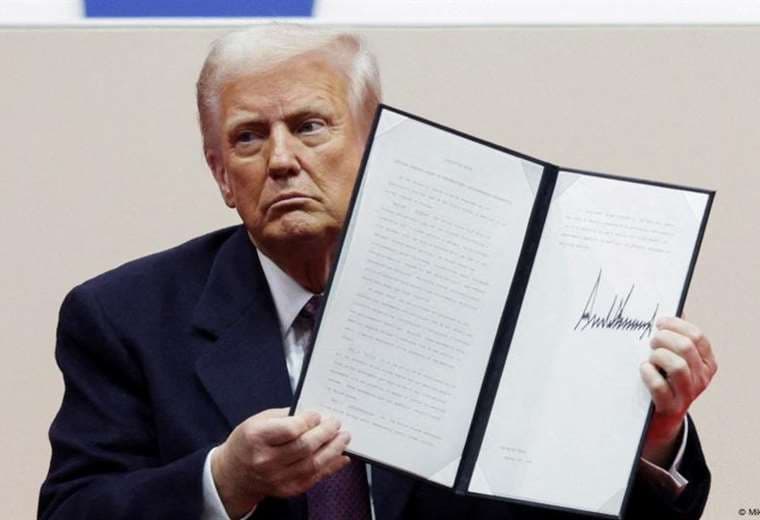 Donald Trump declara el inglés como idioma oficial de Estados Unidos ...