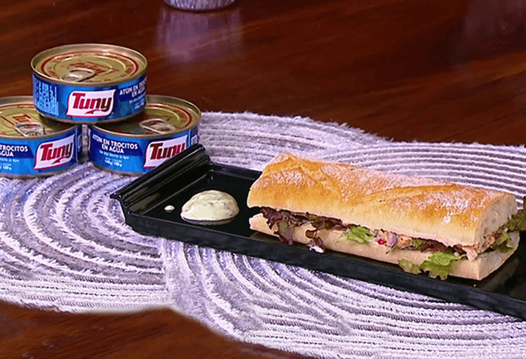 Descubra el delicioso sándwich arreglado de atún Tuny | Teletica